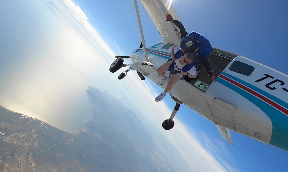 12.000 Feet'te Uçaktan Atladım - Skydiving Efes